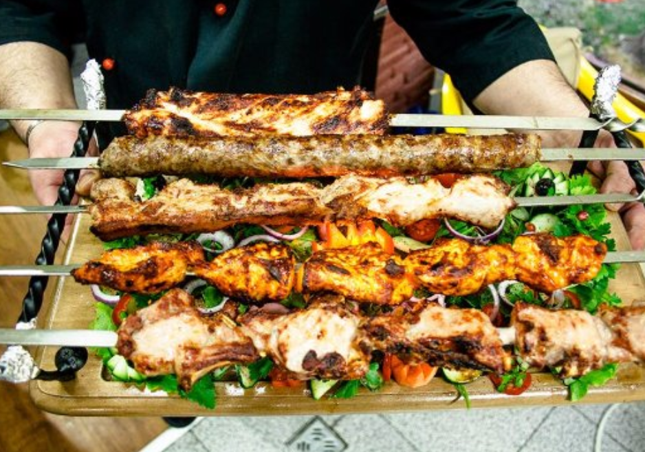 🍢 Gastronomía de Georgia: Mtsvadi